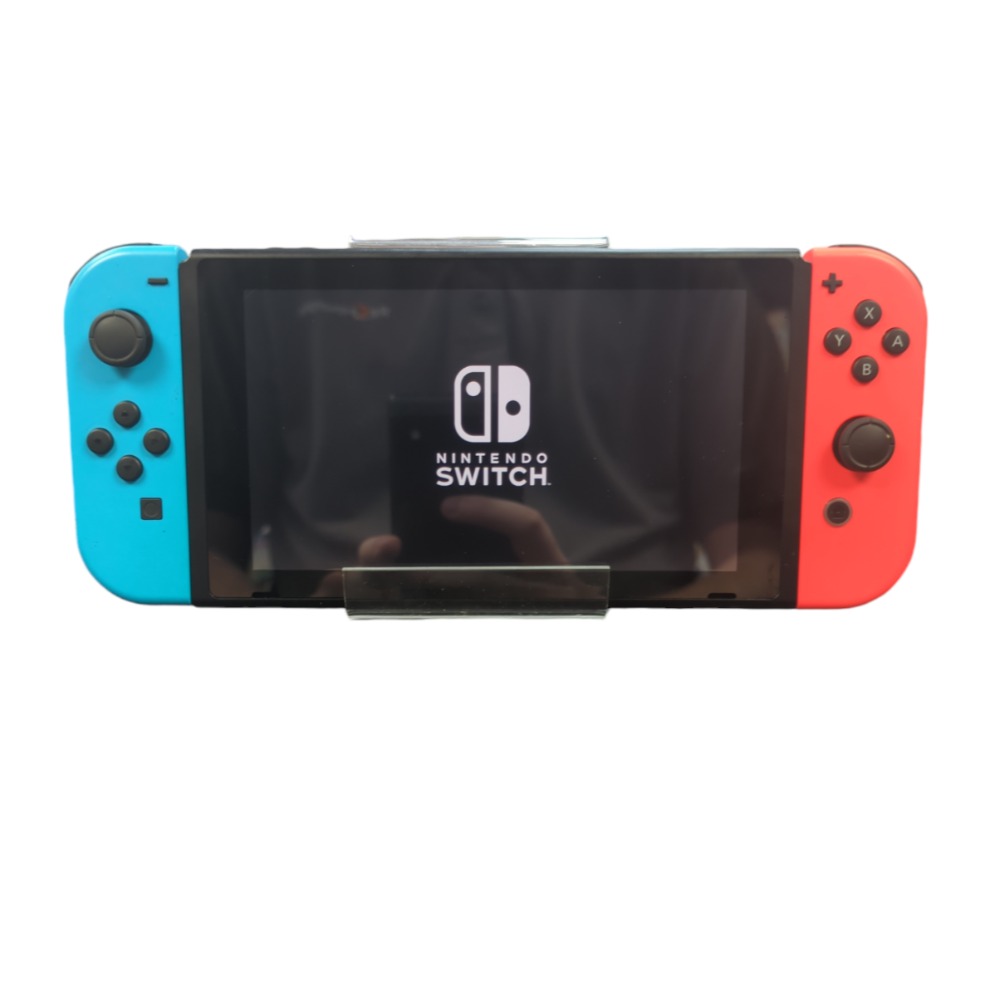 Pre-owned Nintendo Switch console - Own4Less